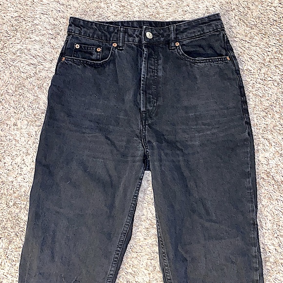 Divided | Jeans | Divided Distressed Raw Edge Mom Jean | Poshmark